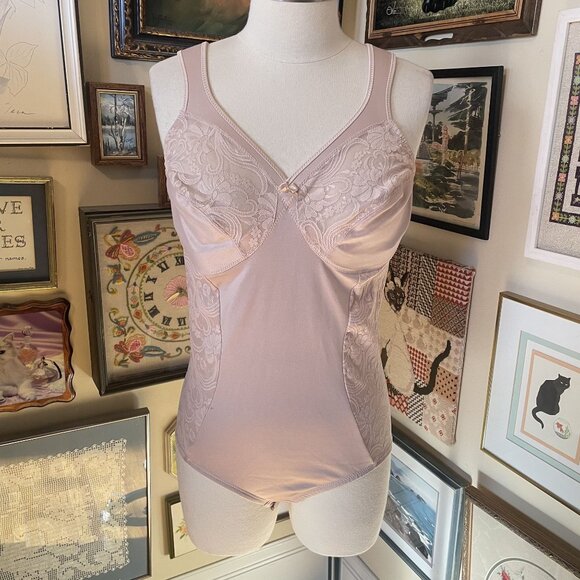 Glamorise | Intimates & Sleepwear | Glamorise 950 Elegance Body Briefer ...